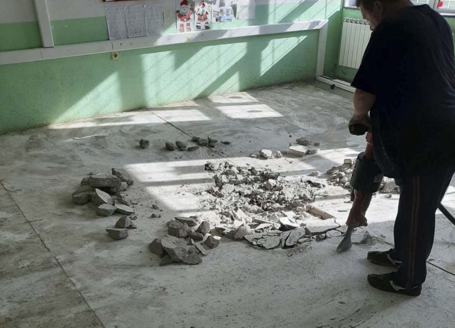 Во ОУ „Христо Узунов“ нова дограма, во ОУ „Кочо Рацин“ нови подови ...