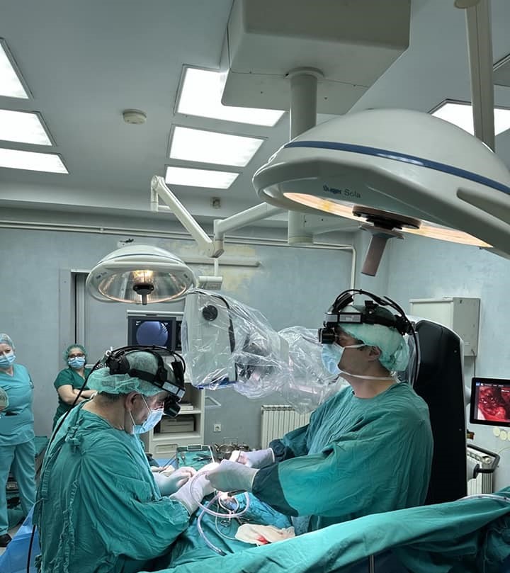 Во болницата „Свети Еразмо“ прва операција со најнова роботска опрема ...